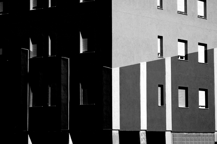 Borders – Paolo Pozzi